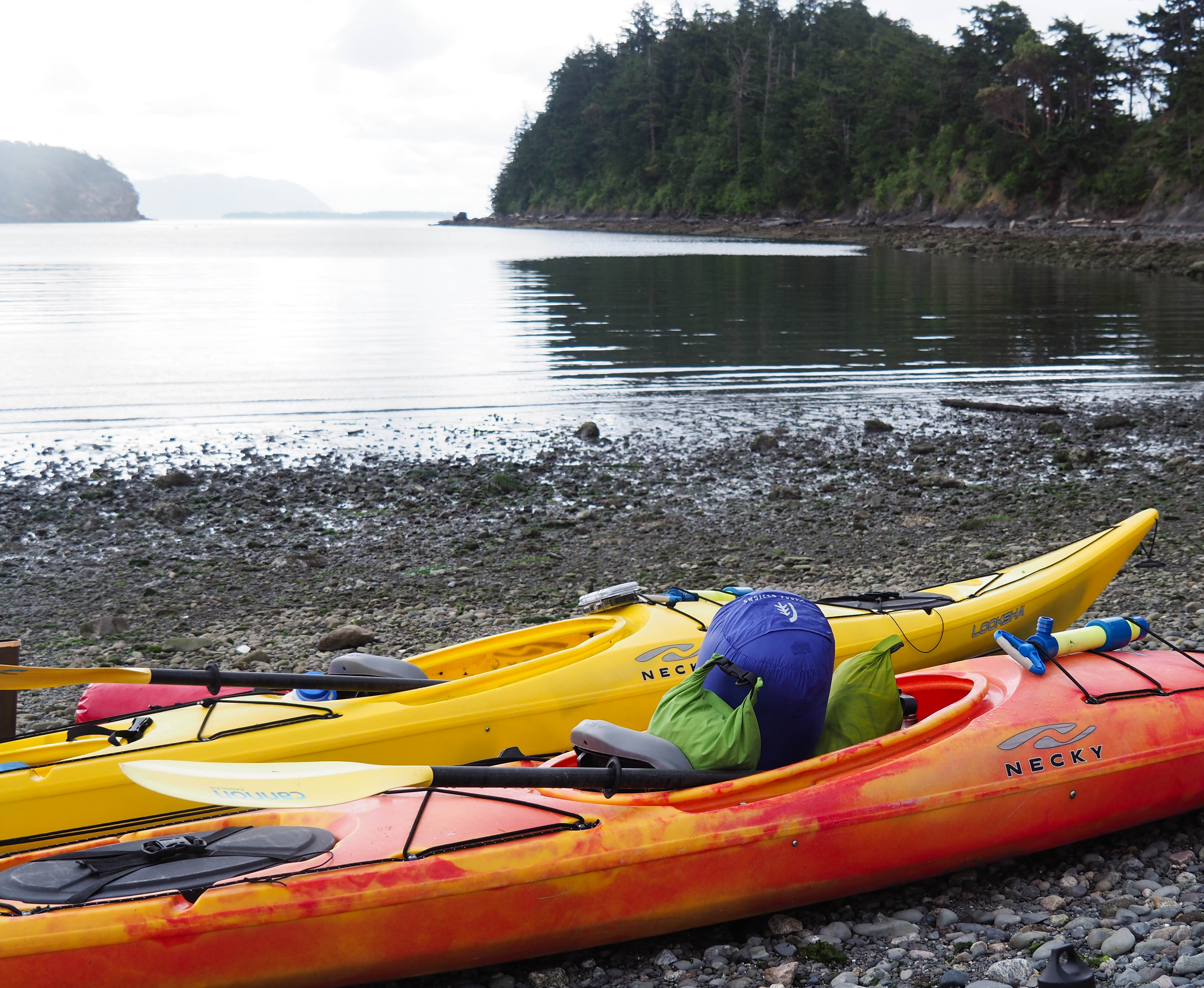 ProView - Sierra Designs Eleanor Plus 700 3 Season - The Link - Gear ...