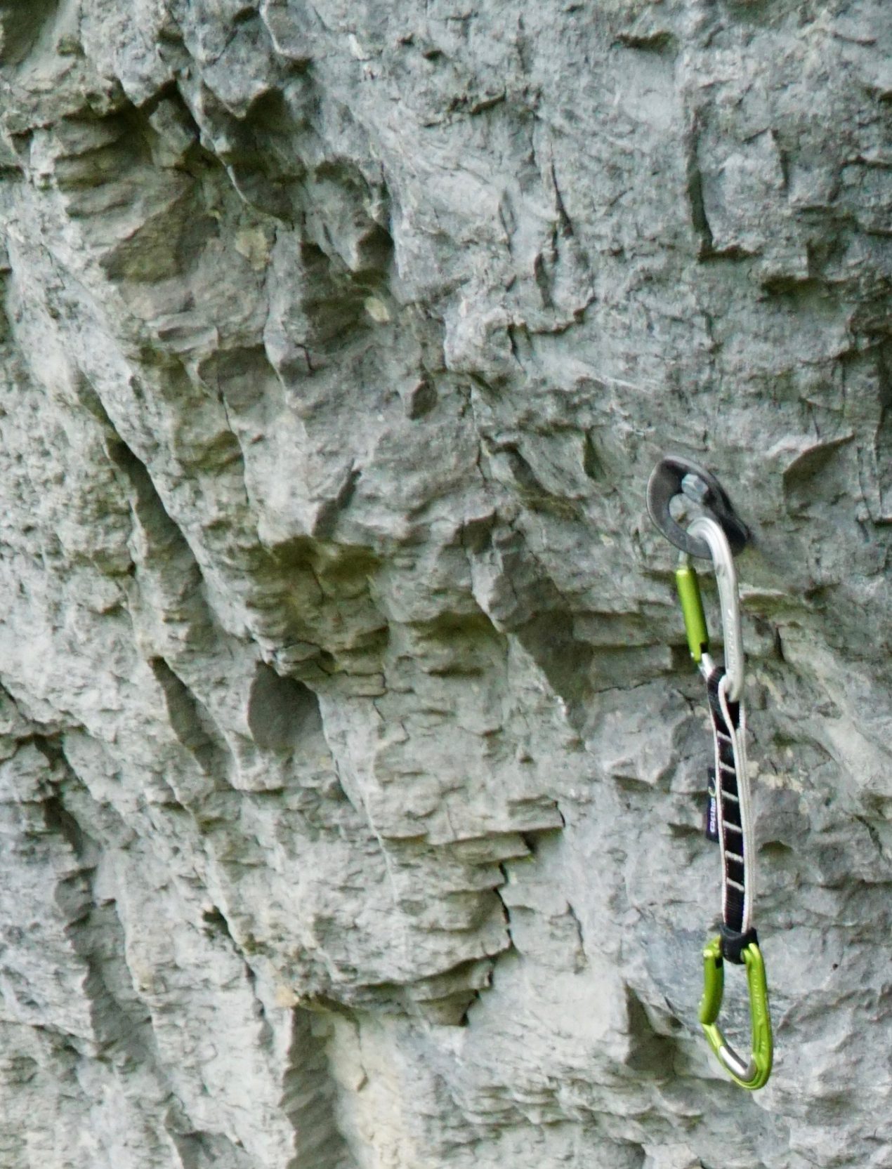 ProView - Edelrid Bulletproof Quickdraw Set - The Link - Gear Reviews