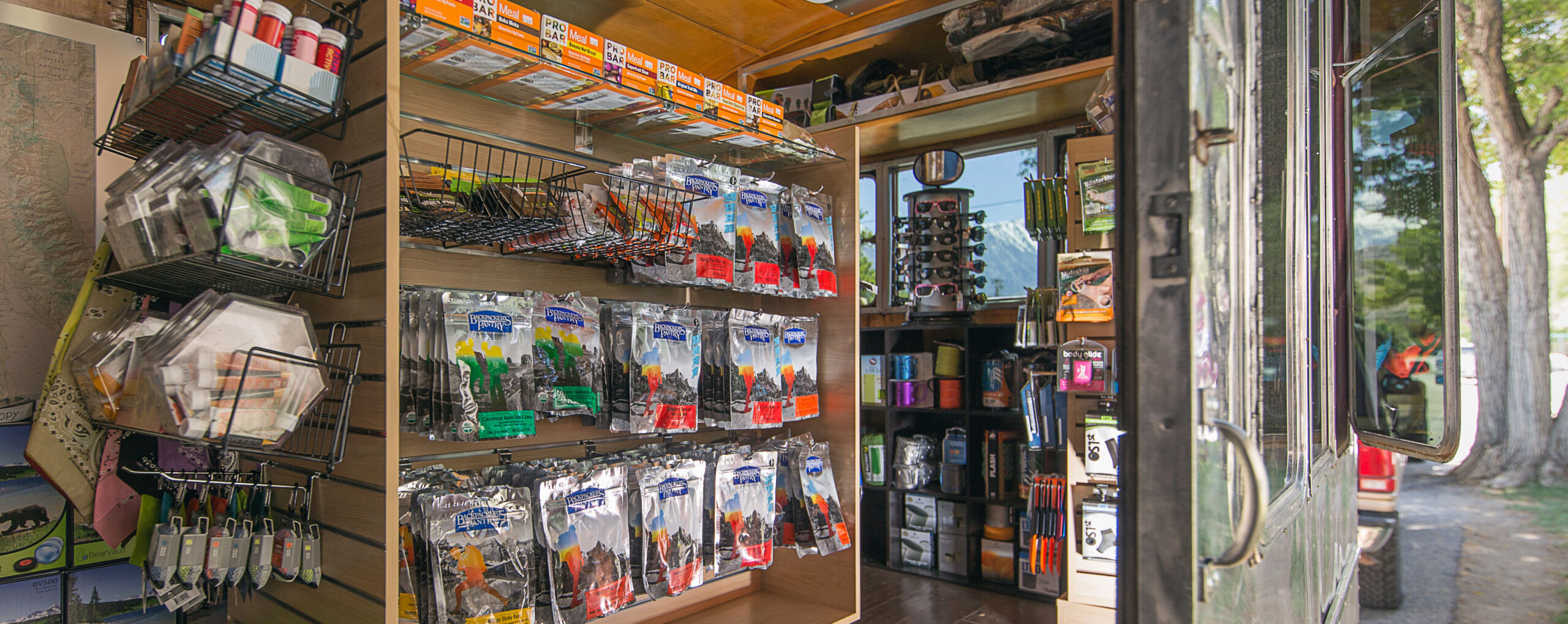 Your Local Retail Shop: 2 Foot Adventures - The Link - Gear Reviews