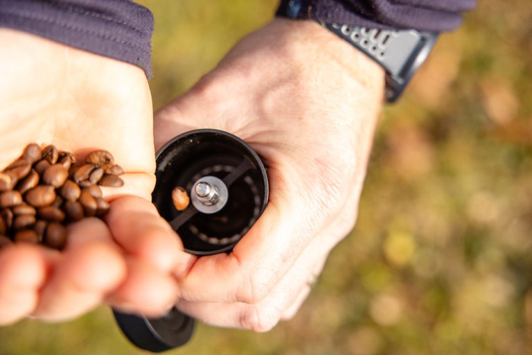 ProView - VSSL Java G25 Grinder + Nest Pour Over Kit Review - The Link ...